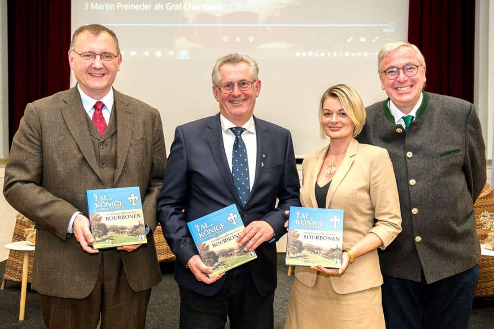 „Der geheime Königshof der Bourbonen“ – Bote aus der Buckligen Welt